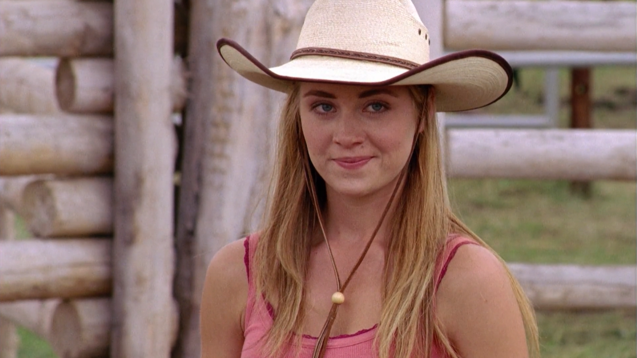 Heartland Catch UP: Get to Know Amy Fleming! - UP Faith & Family